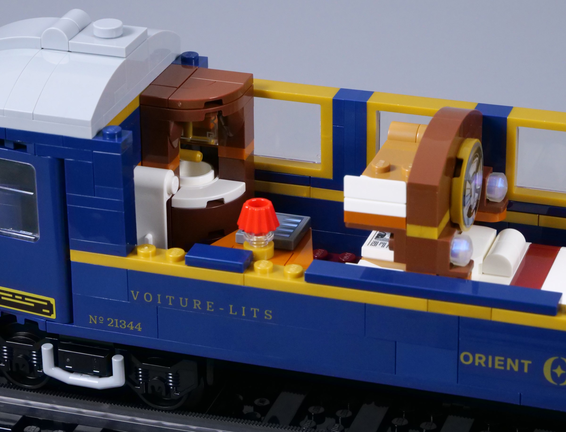 LEGO Ideas 21344 The Orient Express Train review | Brickset